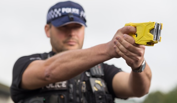 Police Professional | Almost 90 per cent of the public support Taser ...